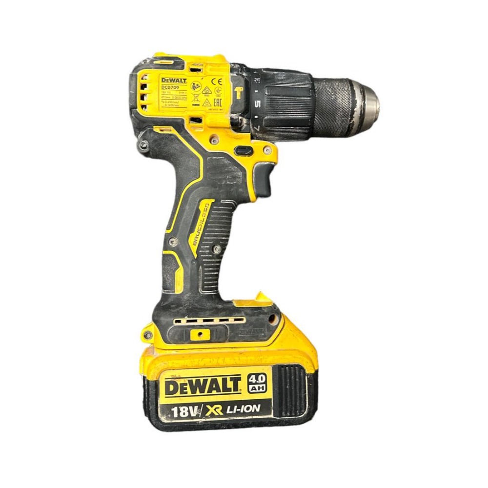 DeWalt DCD709N 18v XR Brushless Compact Combi Drill With 18V XR 4.0Ah ... DeWalt DCD709N 18v XR Brushless Compact Combi Drill With 18V XR 4.0Ah ...